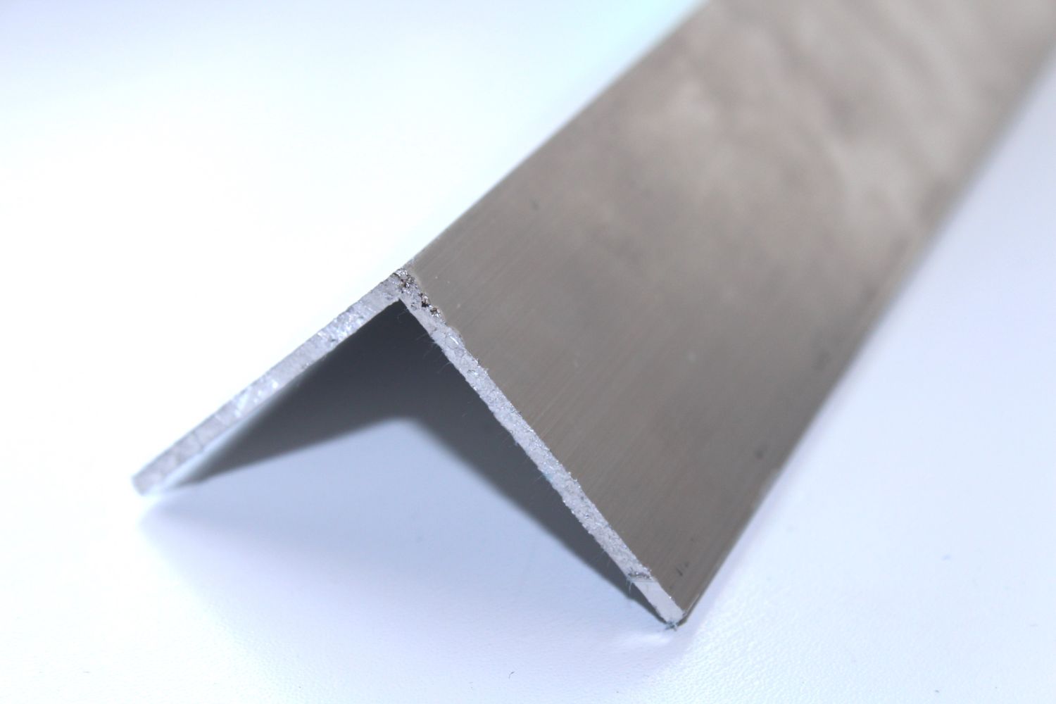 Ridge galvanized steel profile | Profiles and rubbers | Norhage Industri